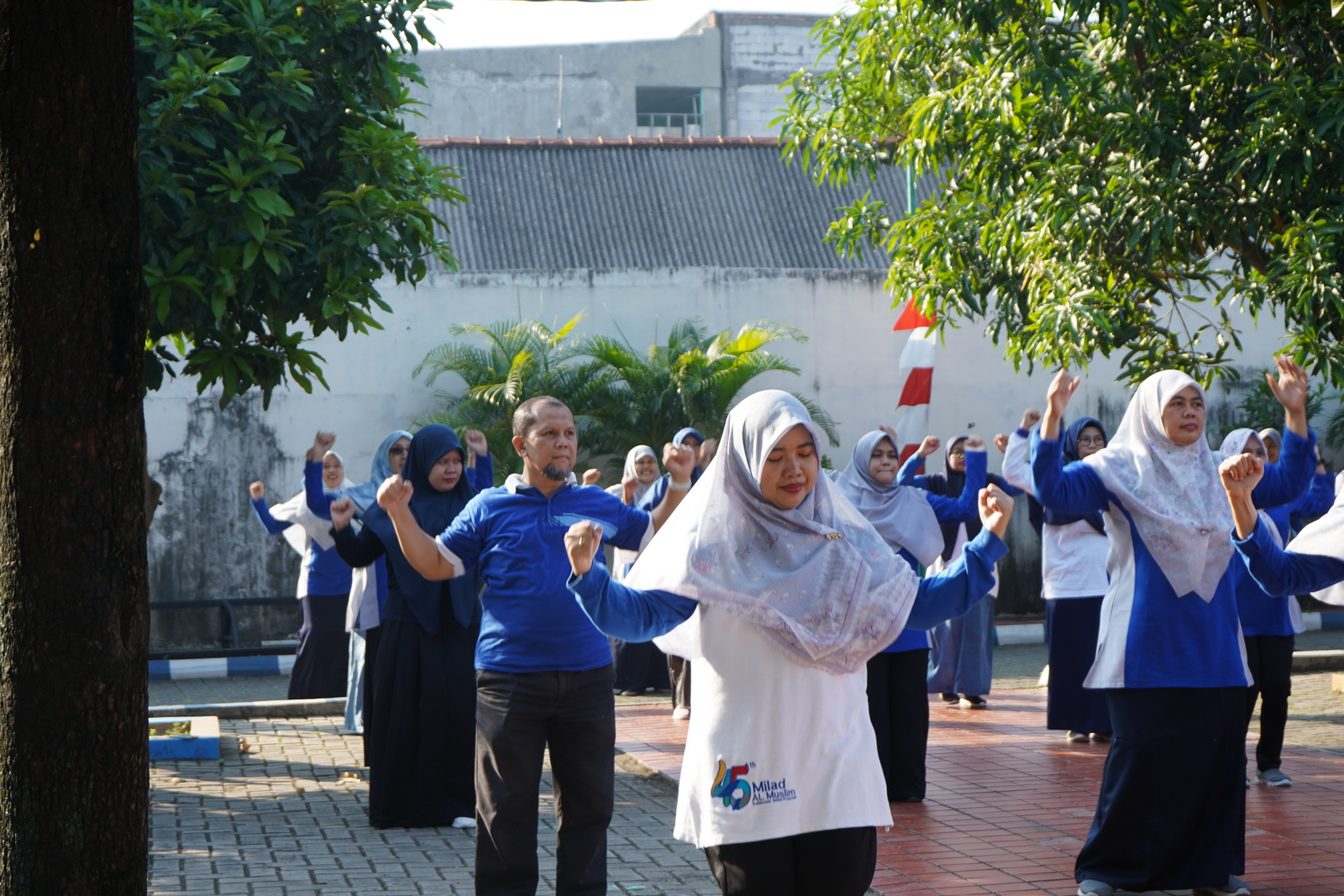 Semarak Merah Putih – Senam, Lomba Kreatif, & Botraman Keluarga Besar ...