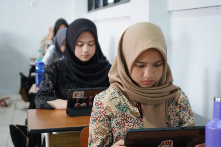 SMA - YAYASAN AL MUSLIM