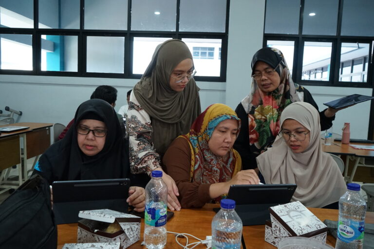 SMA - YAYASAN AL MUSLIM